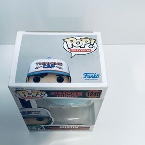 Funko | Toys | Funko Pop Stranger Things Dustin With Thinking Cap ...